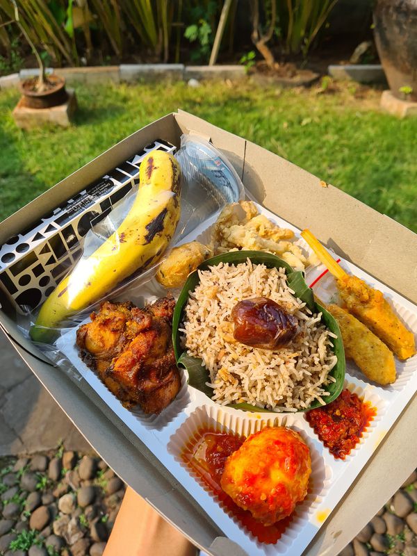 Nasi Box Kebuli Gold MUSTAFA CATERING