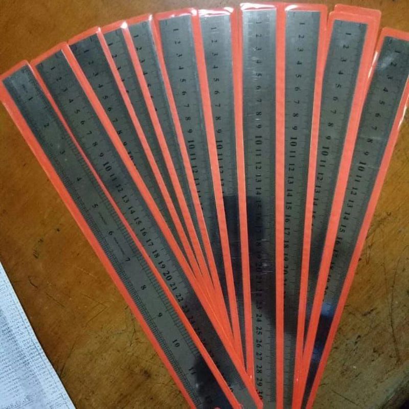 Penggaris besi 40cm