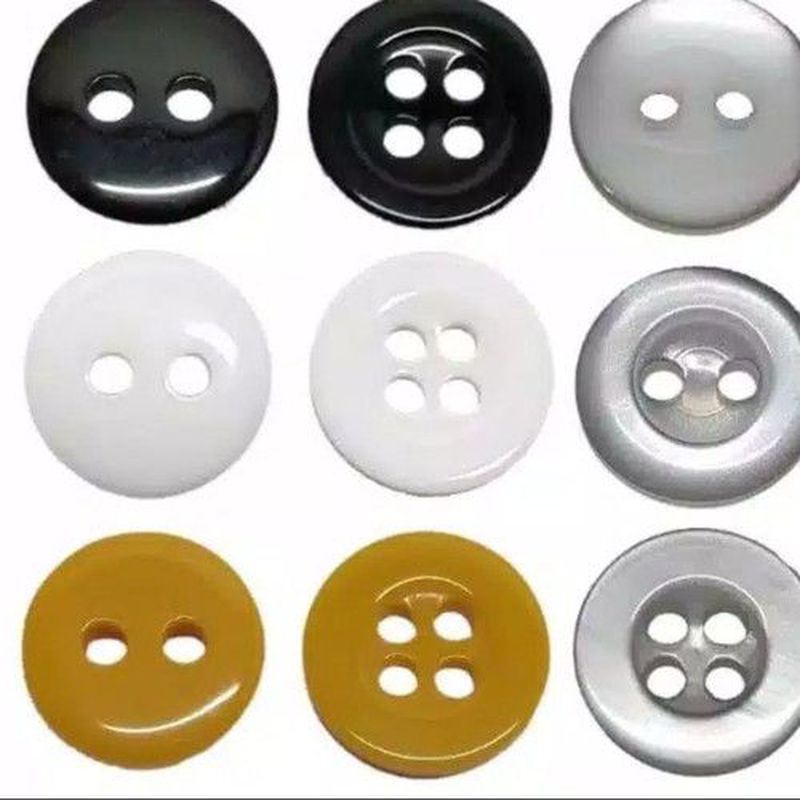 Kancing Kemeja - Putih