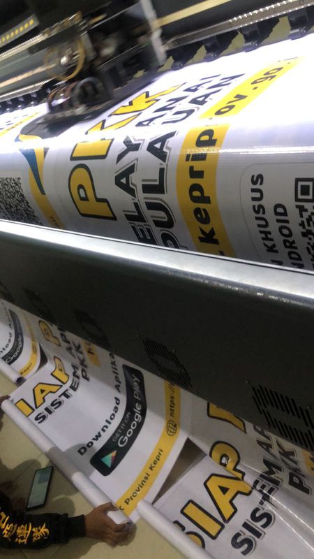 Cetak Spanduk / baliho Bahan Vinyl Korea