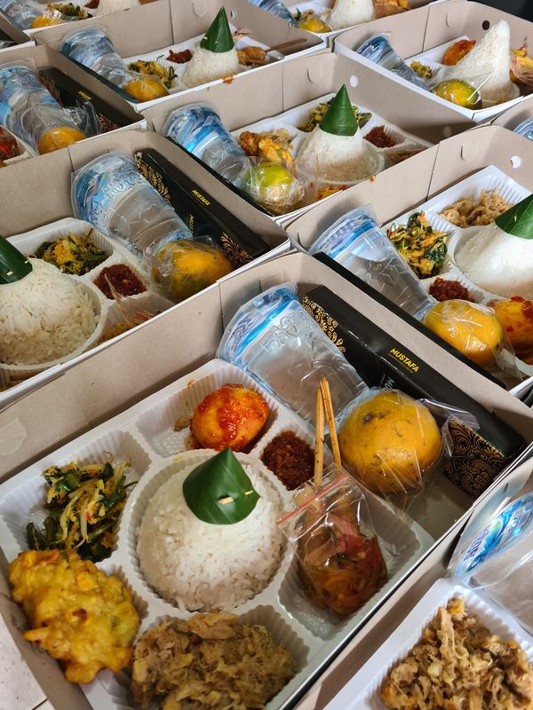 Nasi Box Bali Premium Mustafa