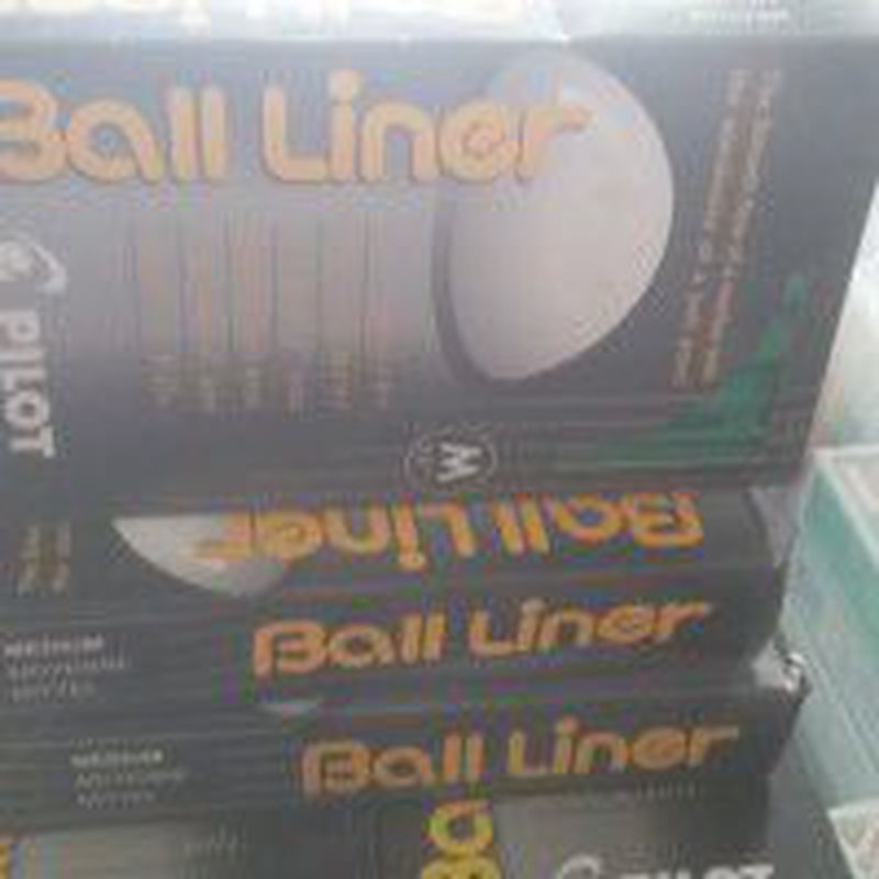 Balpoint Balliner - Hitam