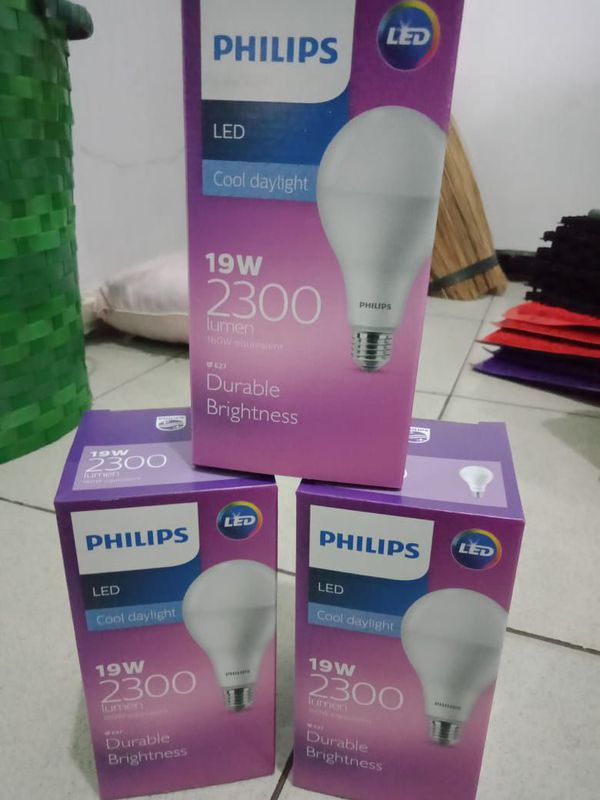 Lampu LED Phillips 19 W