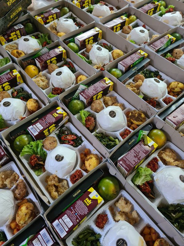 Nasi Box Iga Bakar Premium