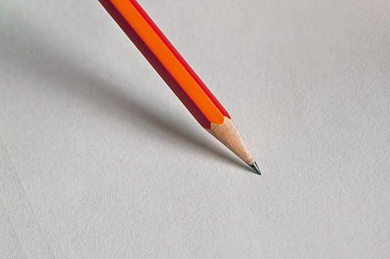 Pensil Hitam 2B