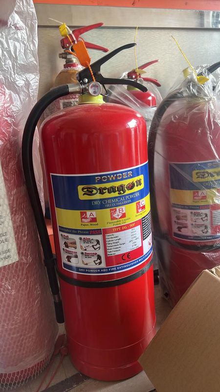 Alat pemadam api ringan APAR dry chemical powder 6 kg