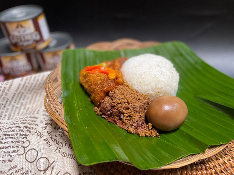 paket nasi gudeg krecek - Paket Nasi B