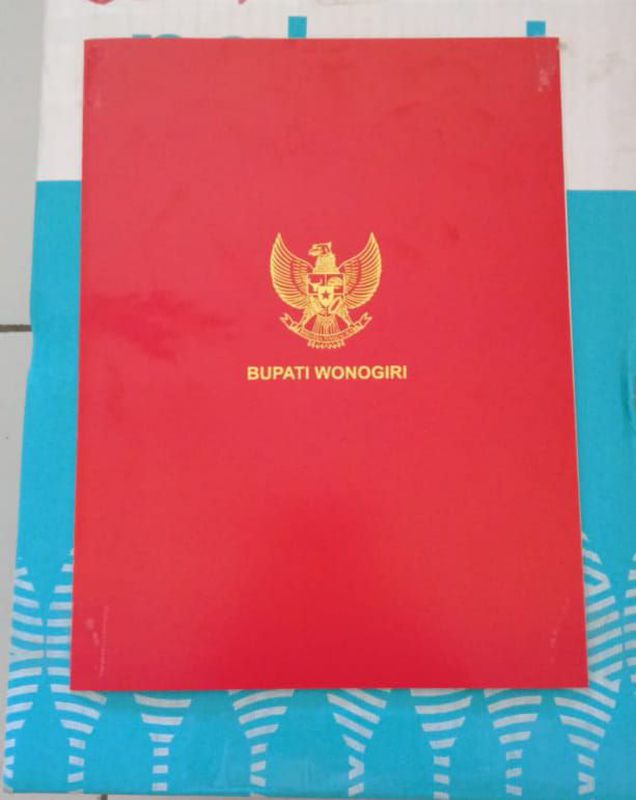 Stop Map sambutan Bupati Foil Emas