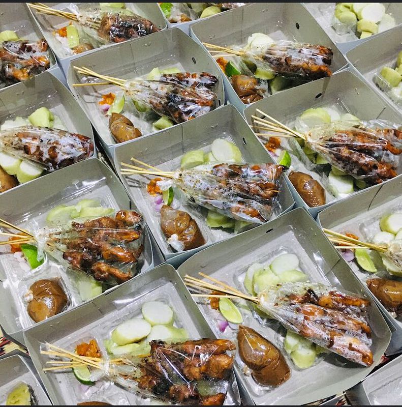 Sate Ayam Box by Sate Ayam Pak Man - Paket D