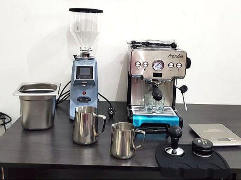 Ferratti Ferro 3605 with Grinder Latina Vega Full Set Dx60-E