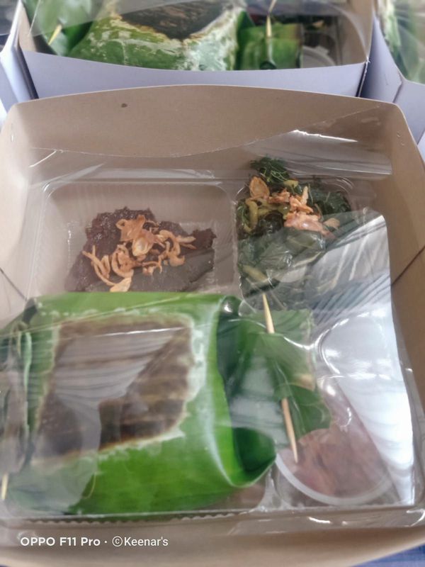 Paket Nasi Box by Catering Dewi Sri - Paket D