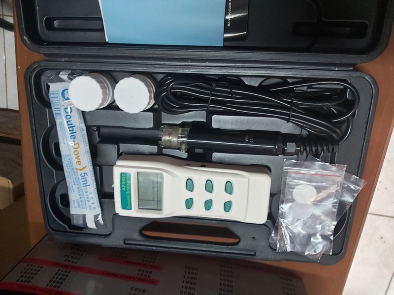 DO Meter merk AZ Instrument model 8402