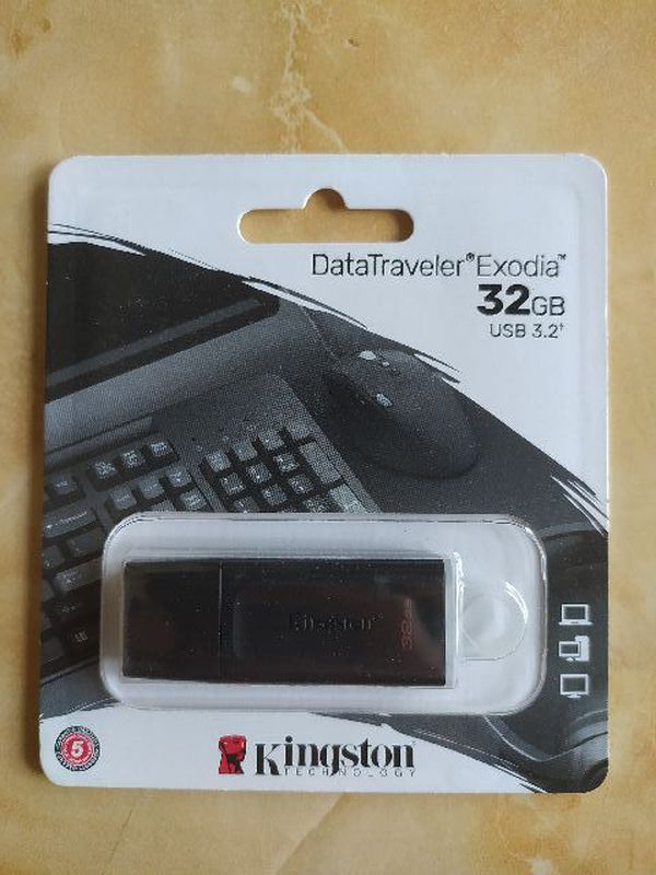 Flashdisk Kingston 32 GB DataTraveler Exodia usb 3.2