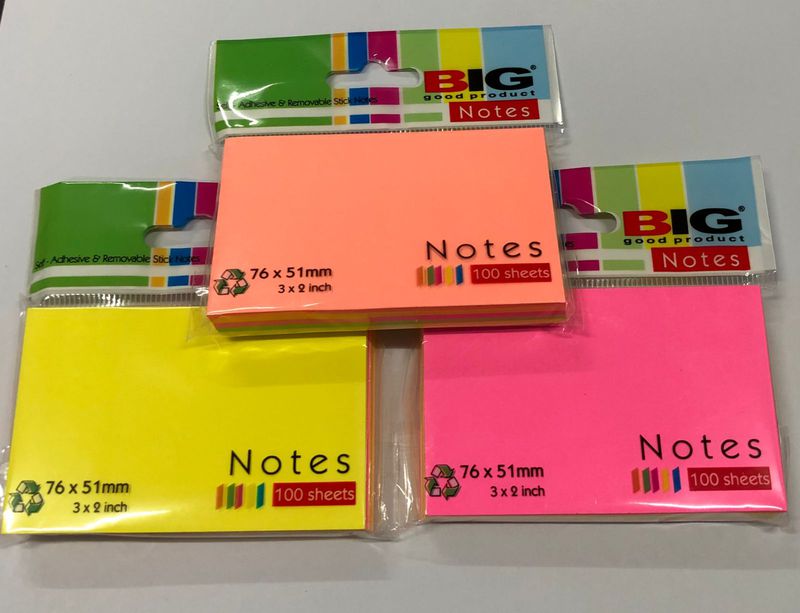 BIG STICKNOTE 76X51MM TUMPUK