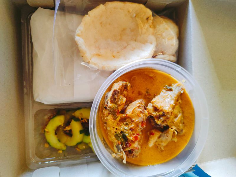 Nasi Box - Paket Ayam Garang Asem