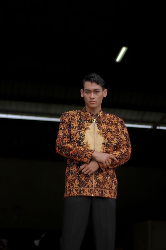 Seragam Batik Tegalan Semitulis Motif Godong Pare Casual model Jaket - L