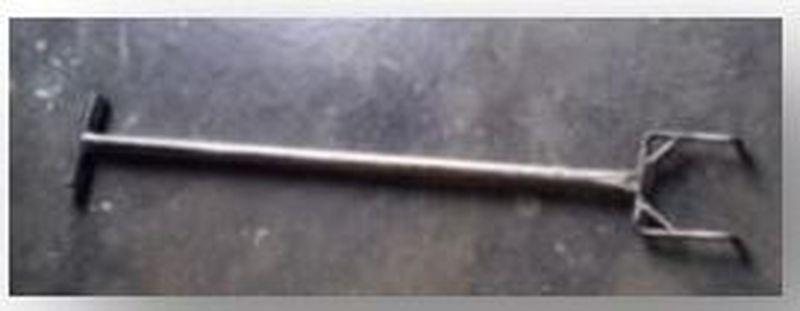 Spanner ( Kunci Pin Kubus Apung )