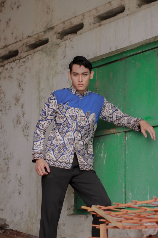Seragam Batik Tegalan Semitulis motif Putri Mahkota - M