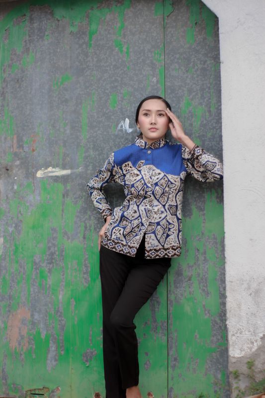 Seragam Batik Tegalan Motif Putri Mahkota Semitulis - XL