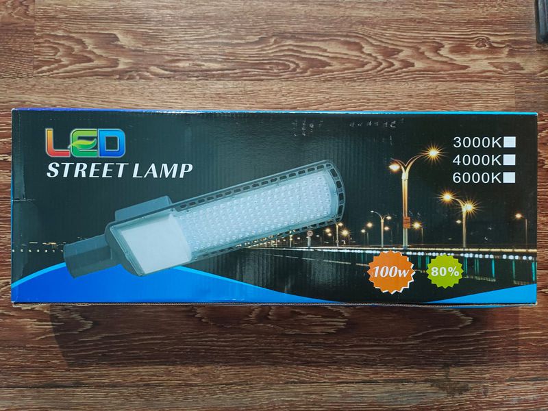 Lampu Penerangan Jalan LED 100 Watt