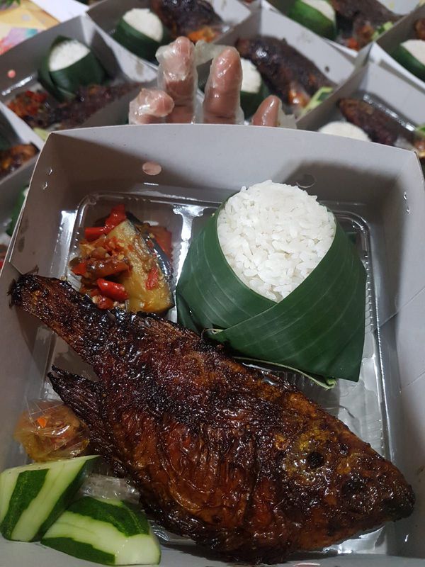 Paket Bakaran + minum - Bakaran 1