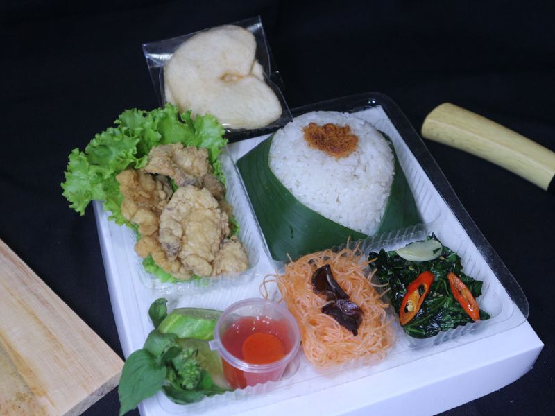 Paket Nasi Box Ayam Goreng/Bakar/Daging Sapi/ Fillet Ikan