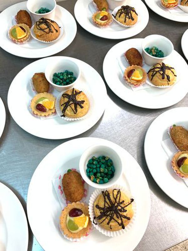 COFFEE BREAK PACKAGE / SNACK