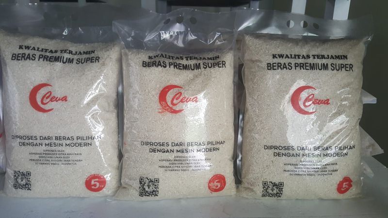 BERAS SUPER VAKUM 5 KG