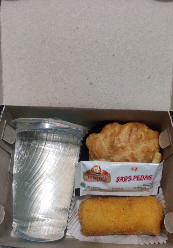 Snack Box Premium Sus Fla Coklat Risol Mayo