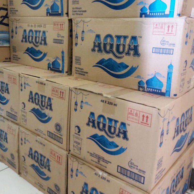 Aqua Gelas 240 ml