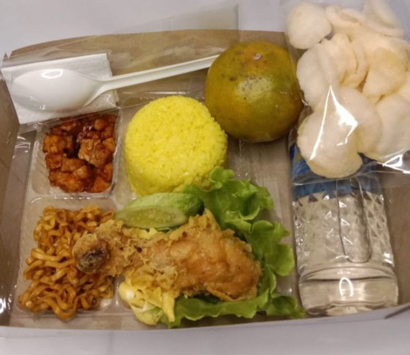 Nasi Kuning Box Paket 1