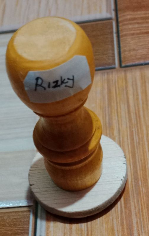 RIZKY CAP STEMPEL