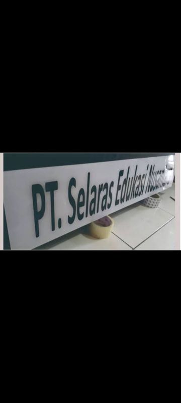 Papan Nama Ruangan Akrilik ukuran 150x25 desain custom