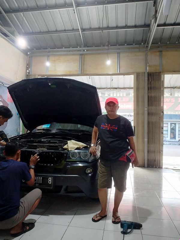 jasa perbaikan mobil