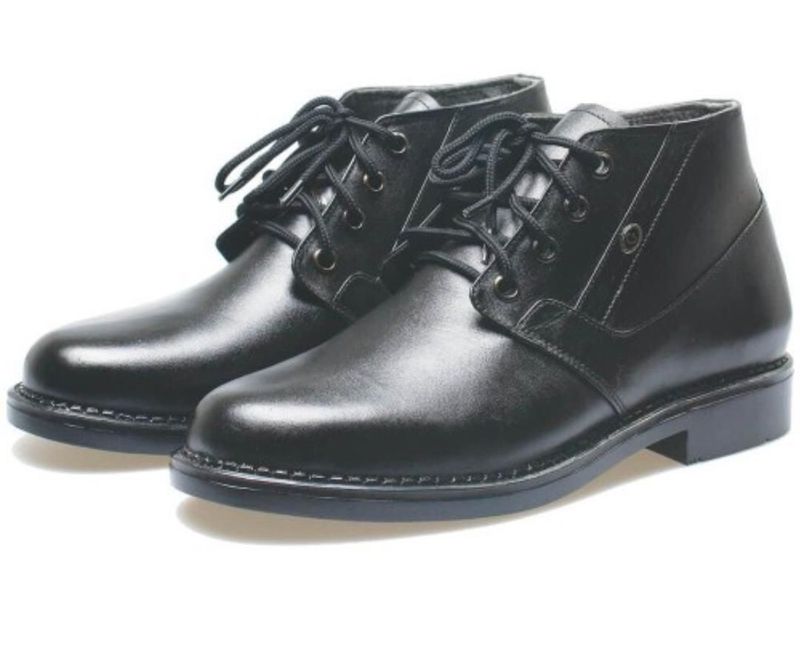 SEPATU PANTOFEL PRIA