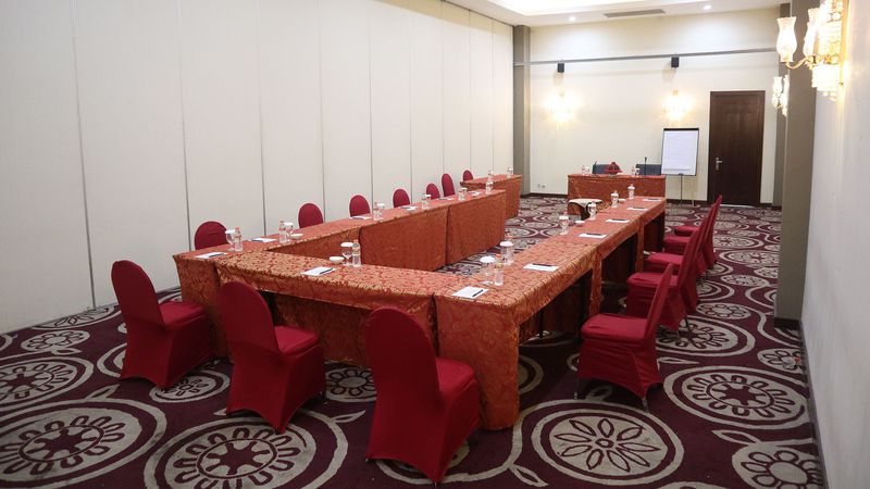 Paket Meeting Hotel Sutan Raja Palu Fullboard Residential Single