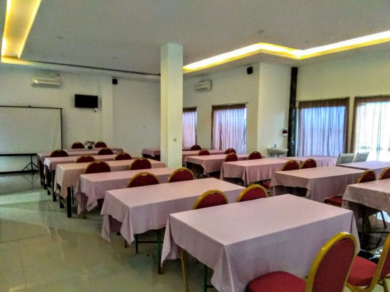 PACKAGE MEETING HALF DAY 4