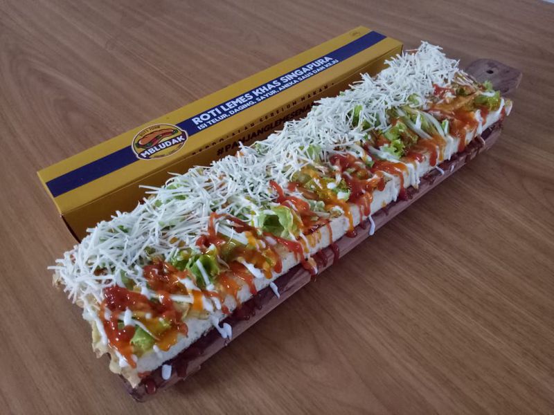 Roti Jhon enak panjang