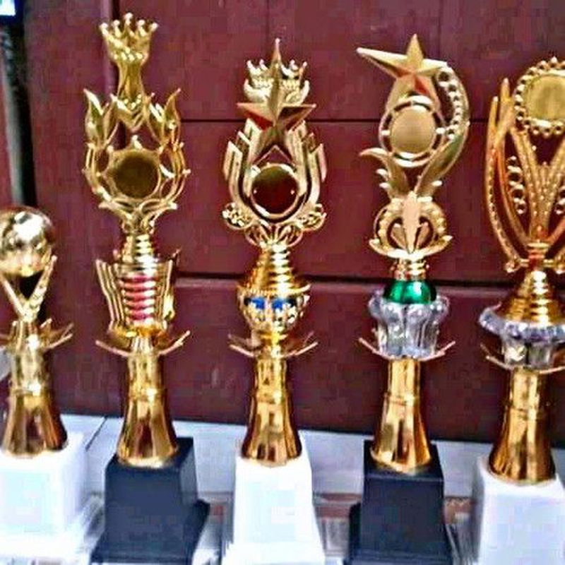 Piala Rakitan / Tropy