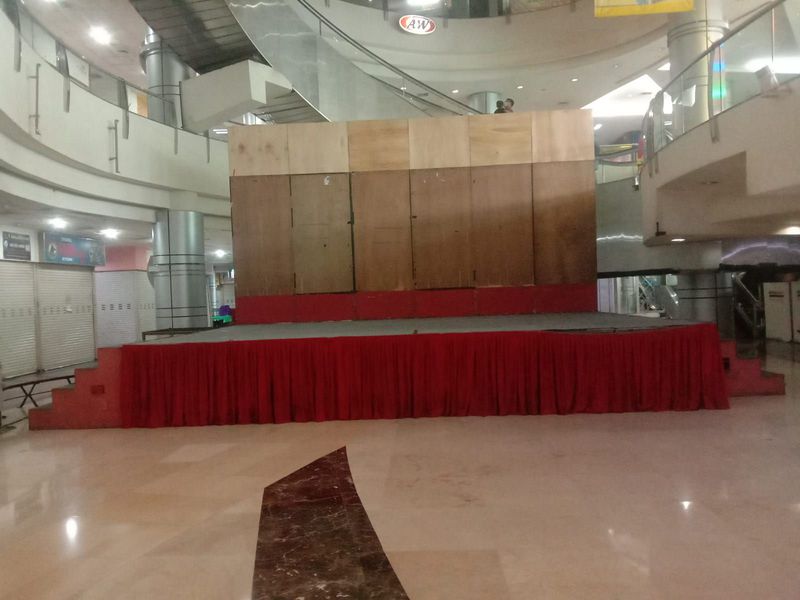 Sewa Panggung / Stage Tinggi 50 Cm + Karpet