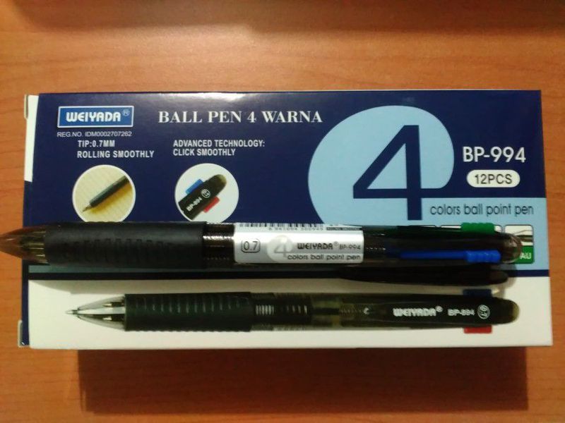 ballpoint 4 warna