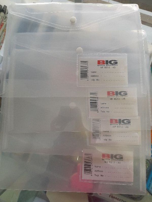 Stopmap Plastik Kancing A5 merk BIG