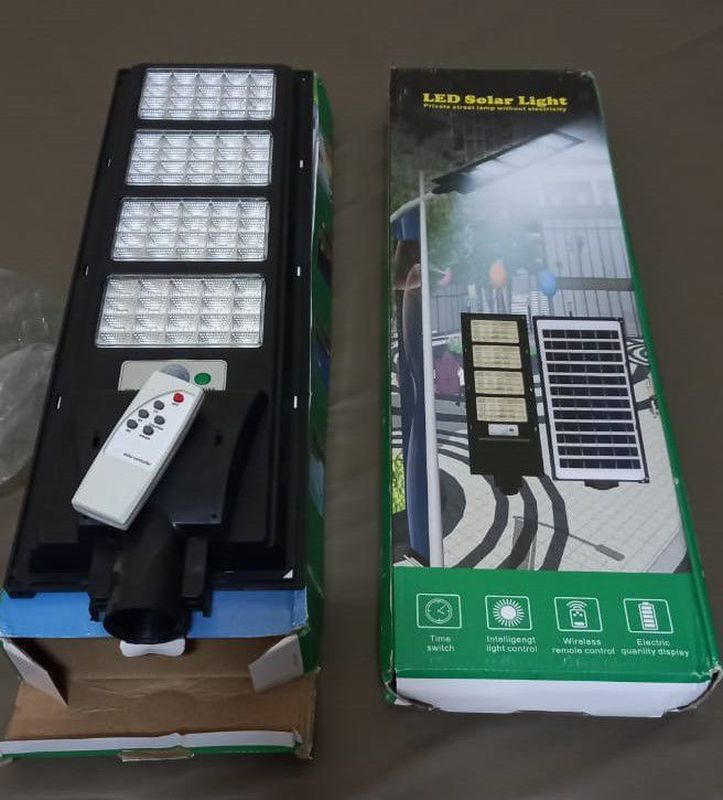 Lampu Led Solar Light 200W