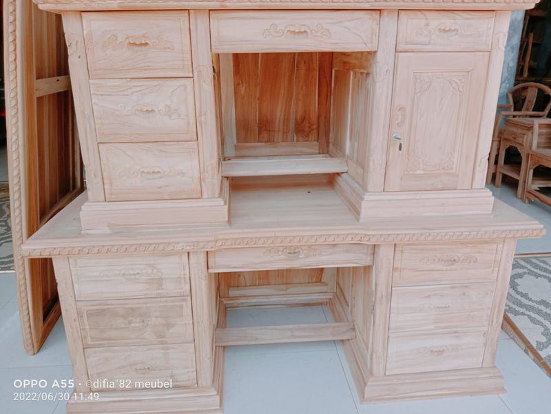 Meja Kerja bahan kayu Jati