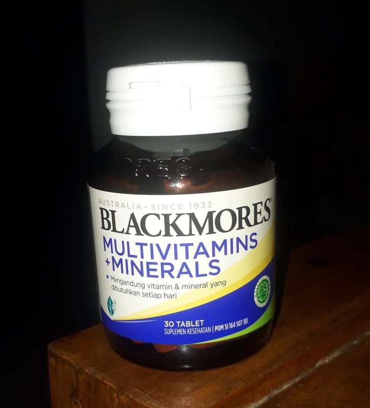 BLACKMORES MULTIVITAMIN + MINERALS ( 1 Botol isi 30 Tablet )