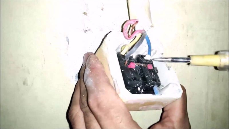 Instalasi Perbaikan Listrik Konslet