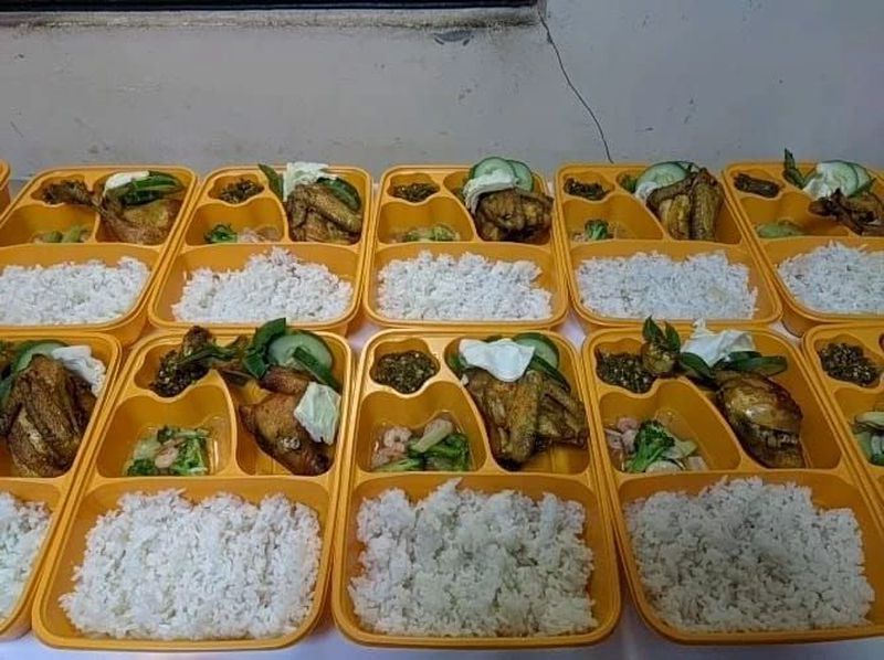 nasi kotak ayam cabe ijo