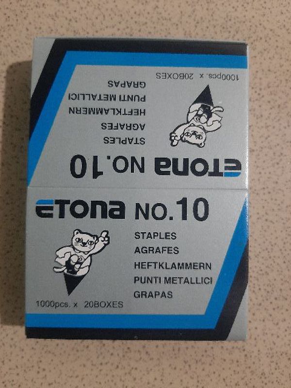 staples / atom no 10.