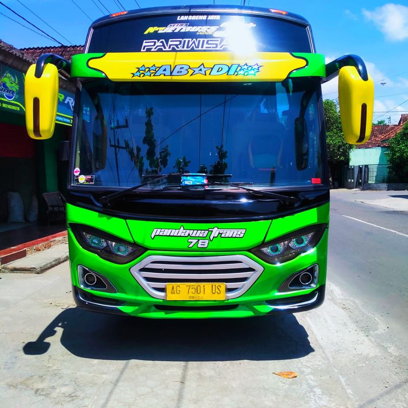 Sewa Bus Medium