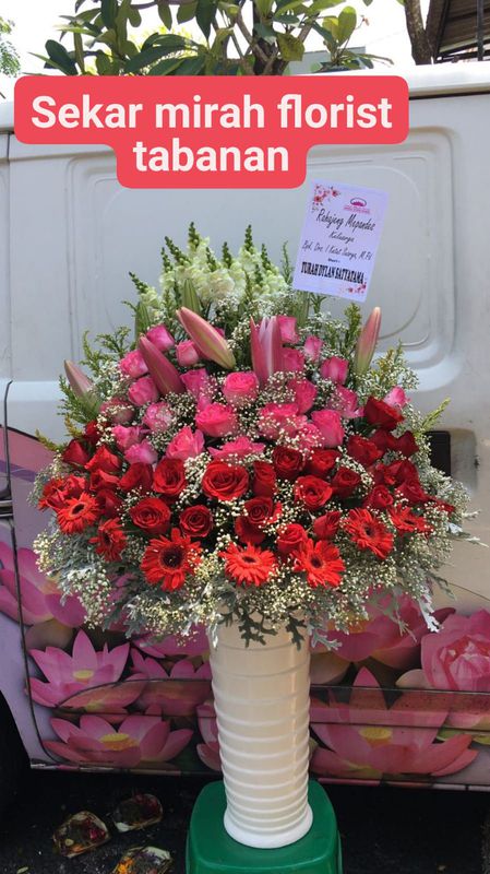 Rangkaian Bunga Segar